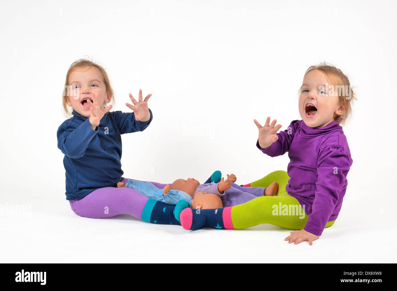 Twin babies and sibling hi-res stock photography and images - Alamy