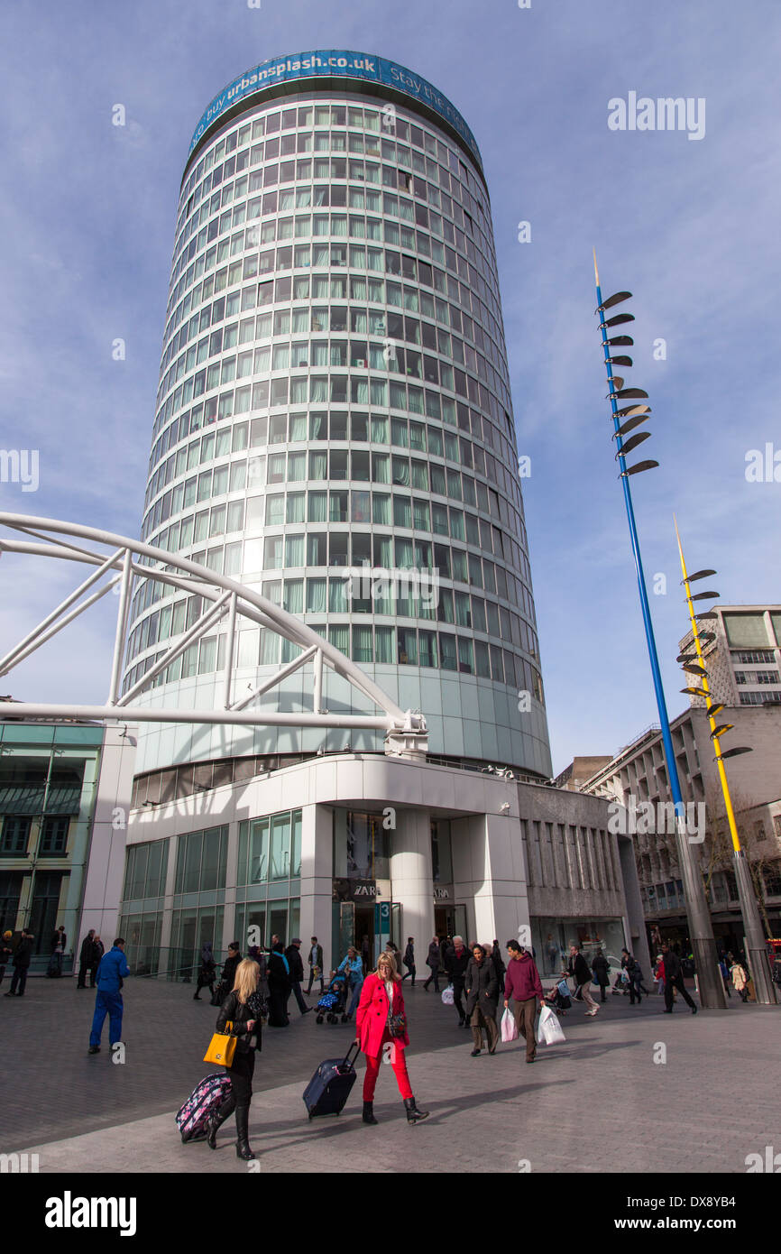 The Rotunda building and Bullring shopping centre, Birmingham, England ...