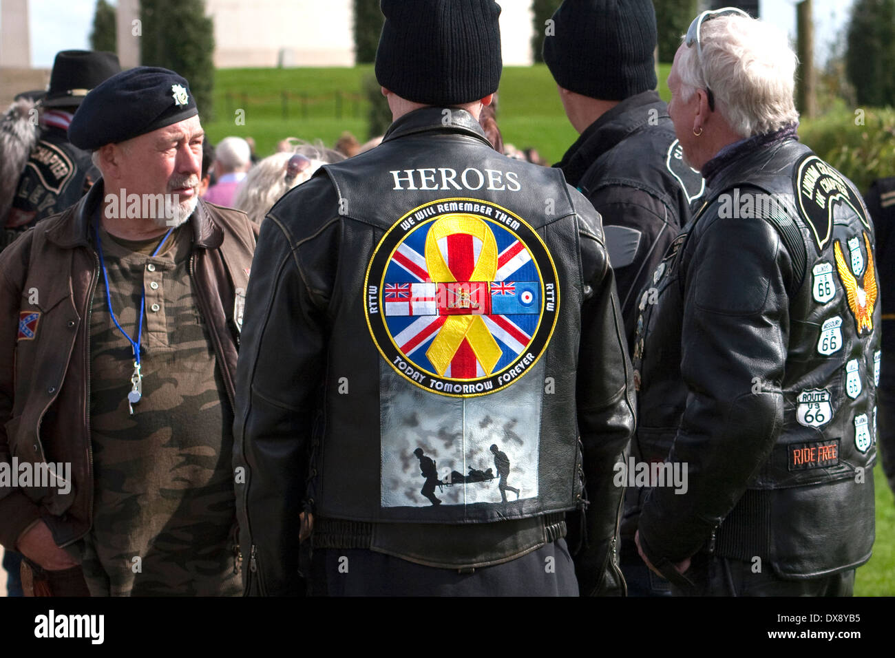 Motorcycle Clubs at "Ride to the Wall" (RTTW) National Memorial ...