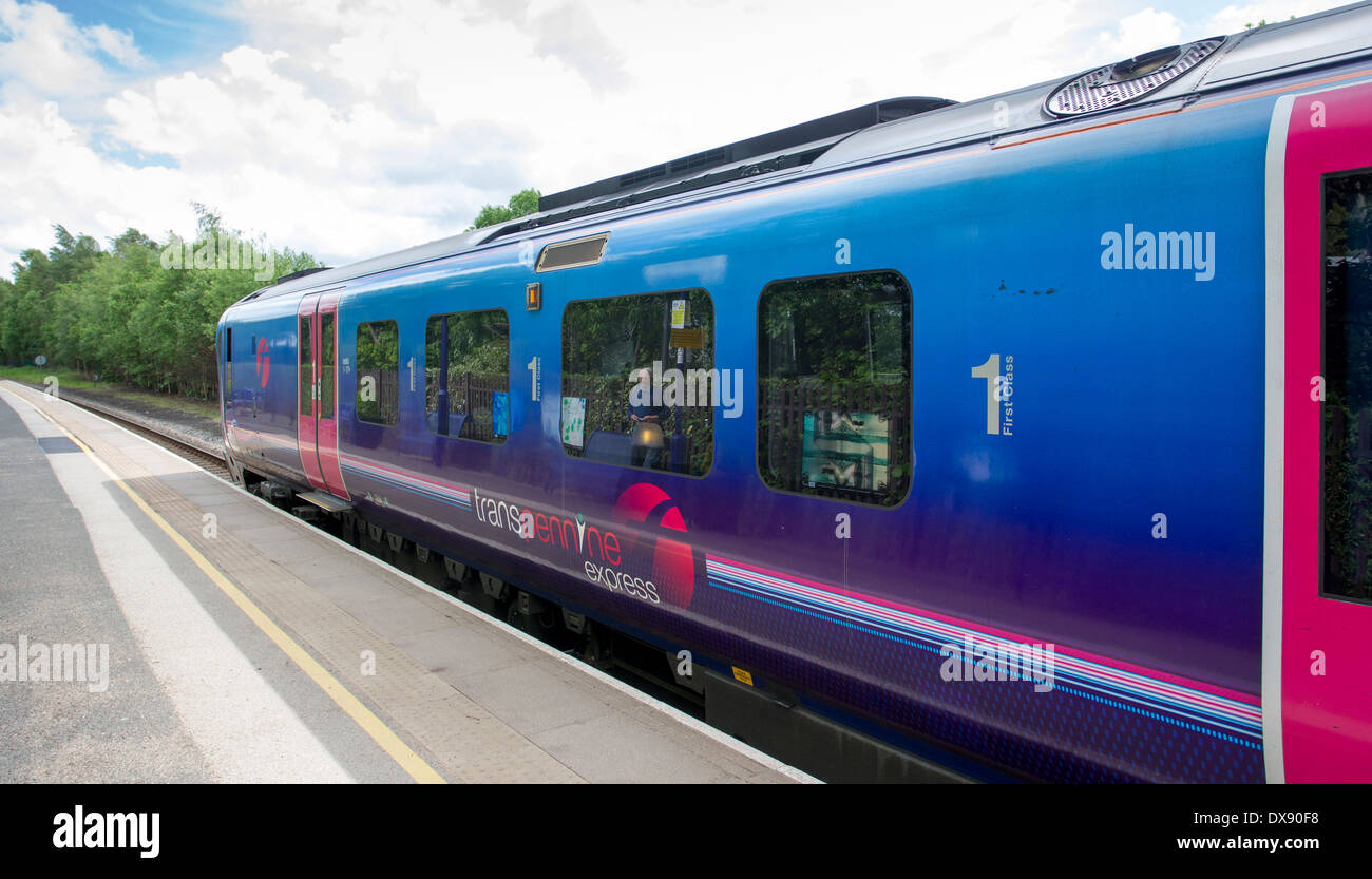 first transpennine express train at Windermere Railway station Stock ...