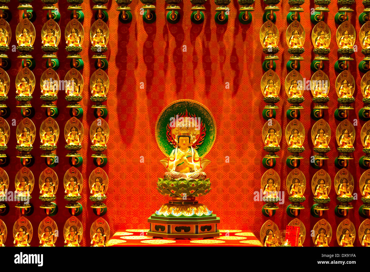 Statues in the Buddha Tooth Relic Temple in Singapore Stock Photo - Alamy