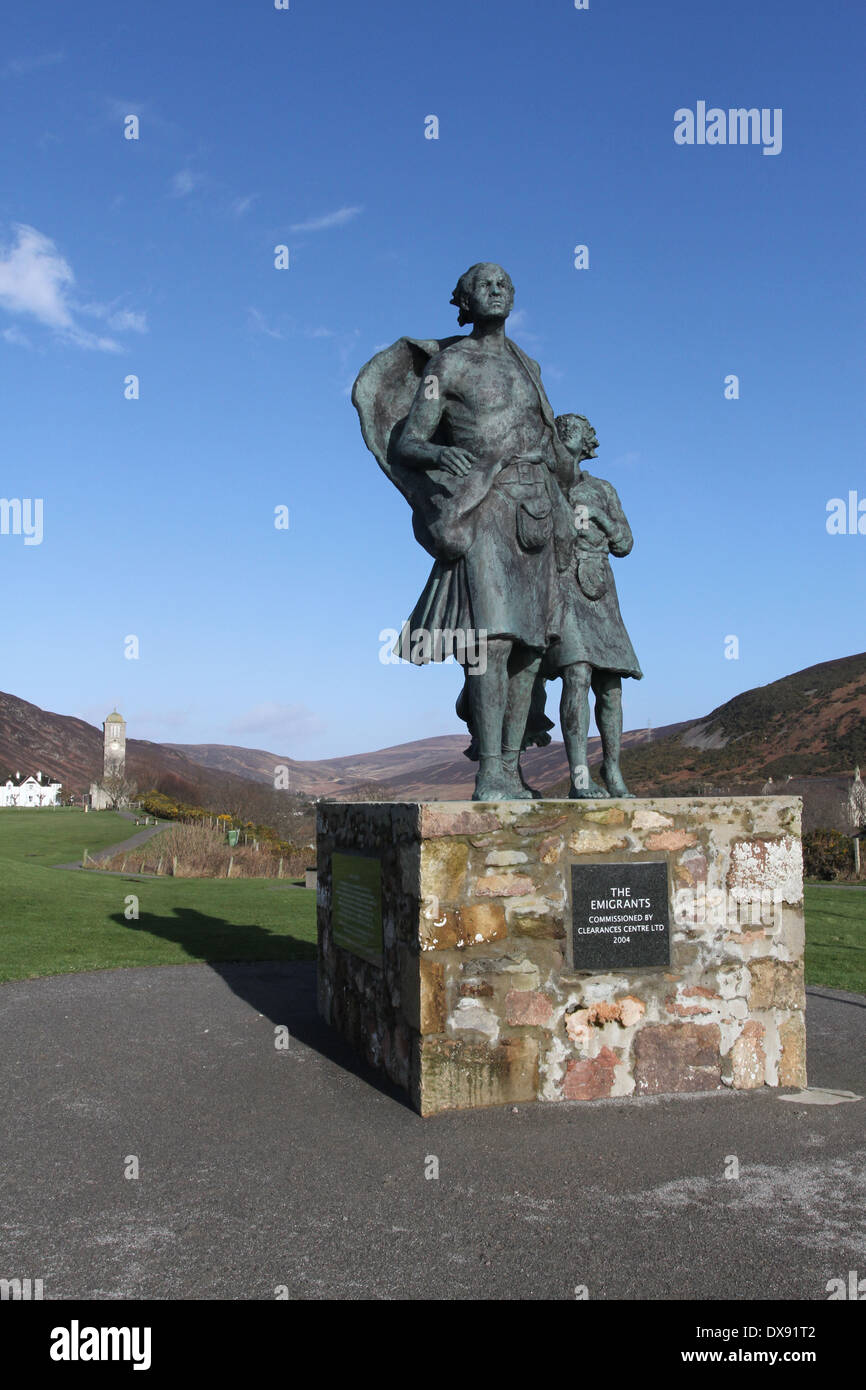 The emigrants statue, helmsdale hi-res stock photography and images - Alamy