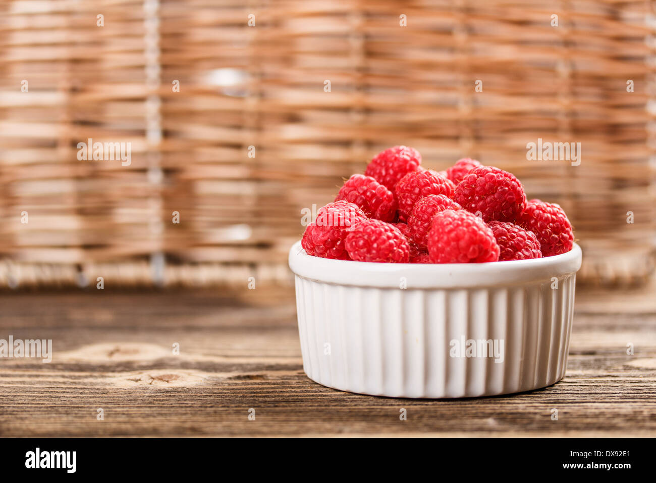 Wooden fruit bowl hi-res stock photography and images - Alamy