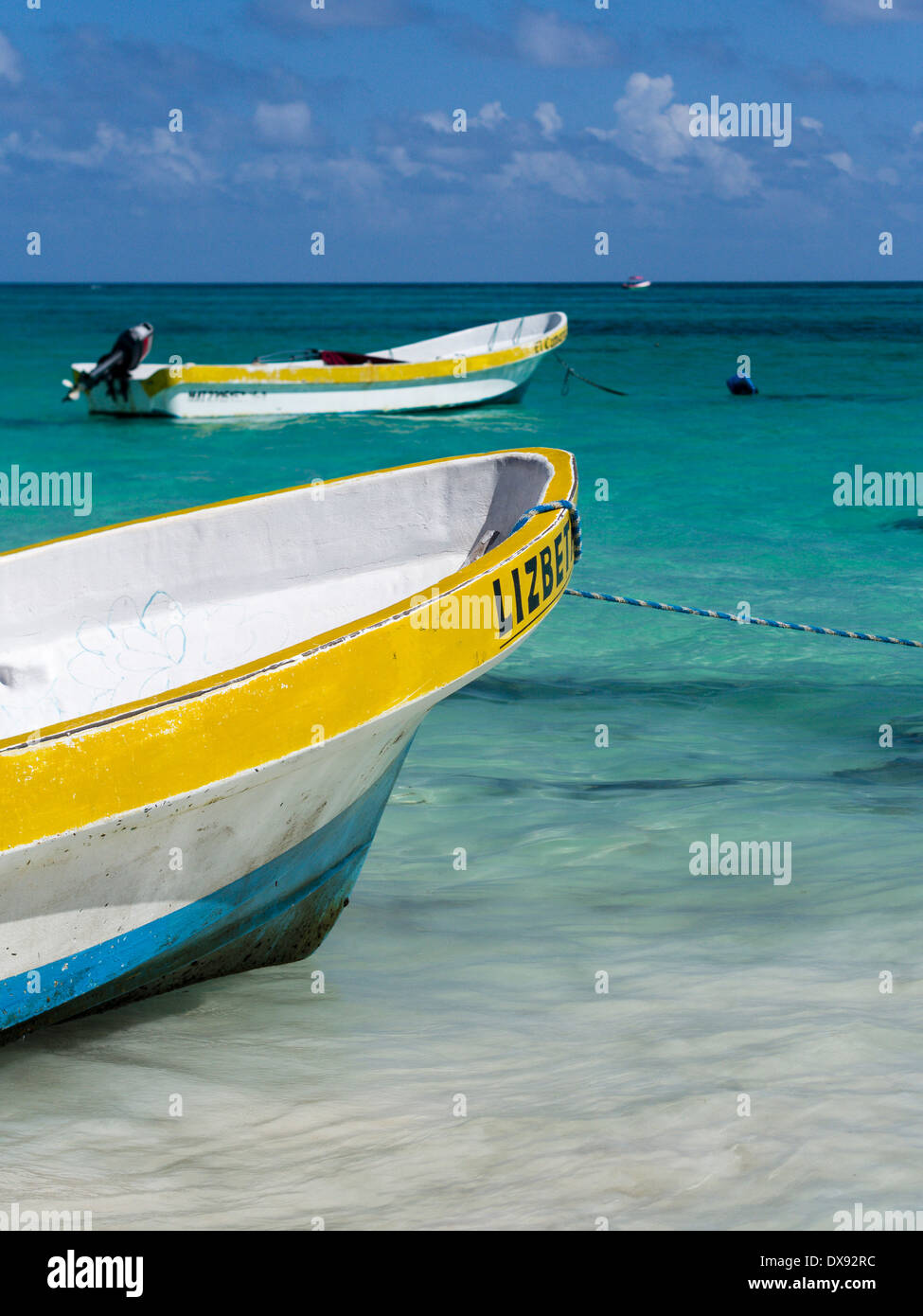 Tour Boat Lizbeth beached. A traditional snorkeling and Tulum ruins ...