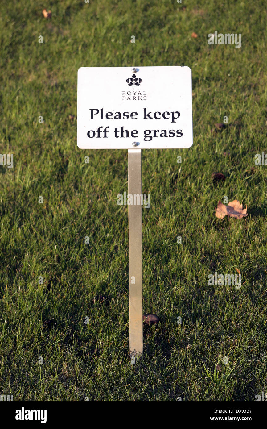 Please Keep Off The Grass Stock Photos & Please Keep Off The Grass ...
