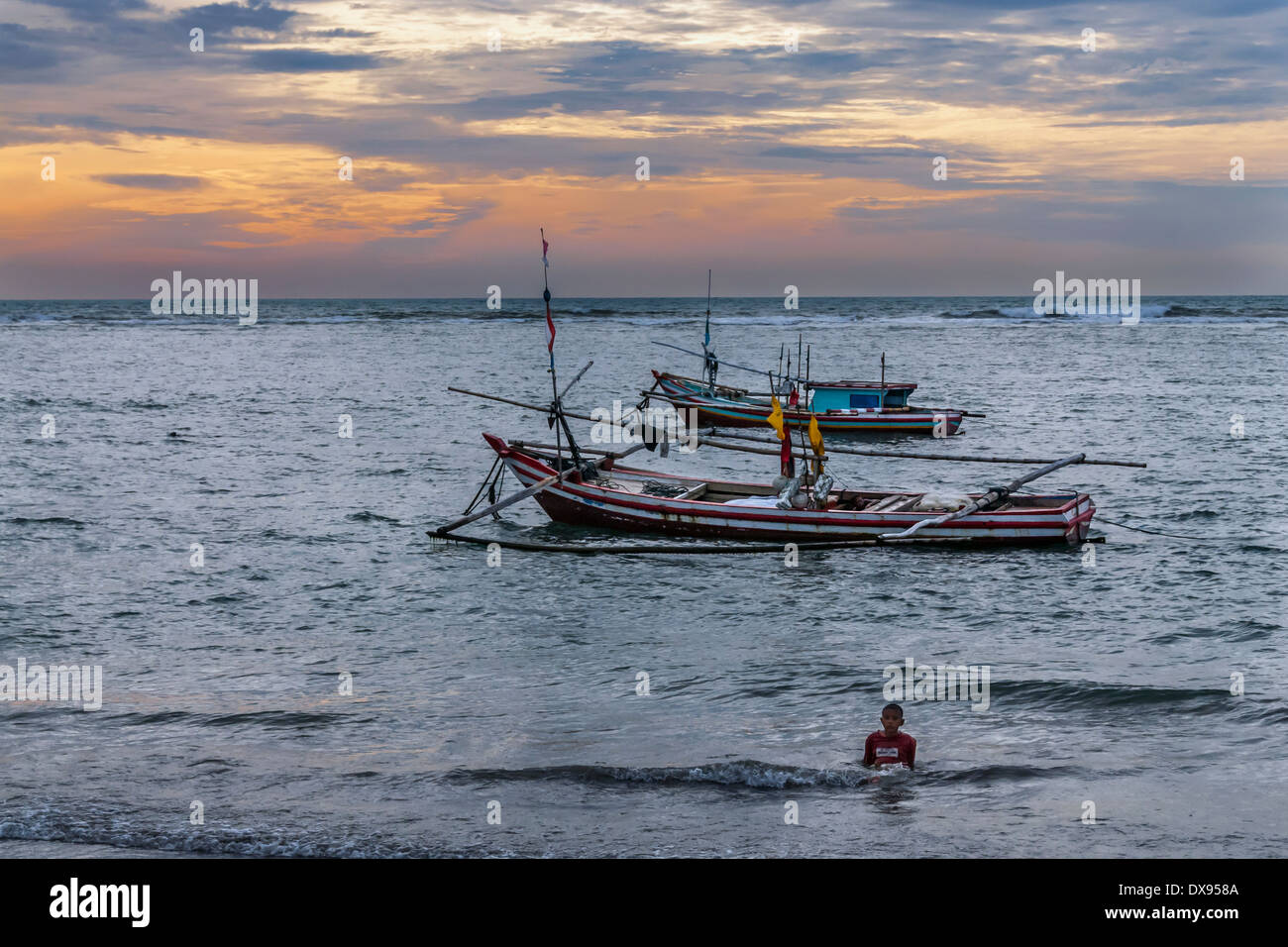Typical south sumatran fishing boats hi-res stock photography and ...