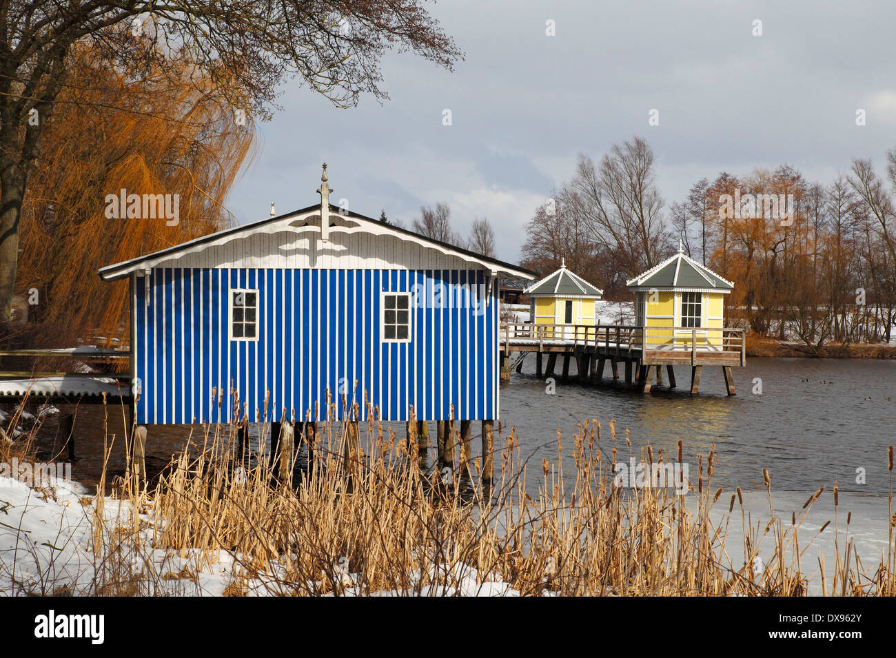 Bathing huts jetty hi-res stock photography and images - Alamy