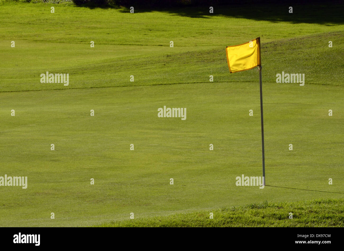 Golf flag pole hi-res stock photography and images - Alamy