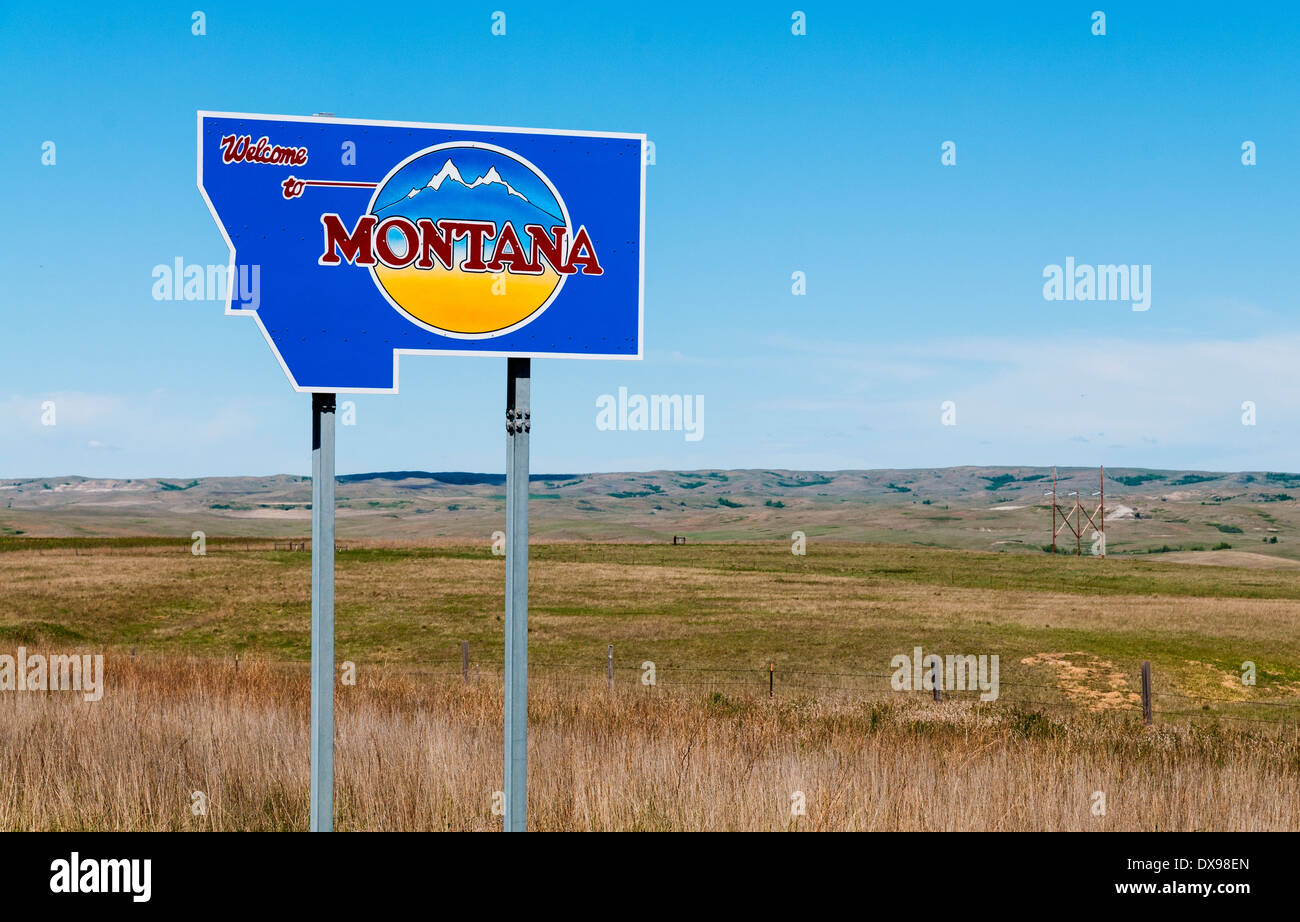 Welcome to Montana sign in northeastern part of state Stock Photo - Alamy