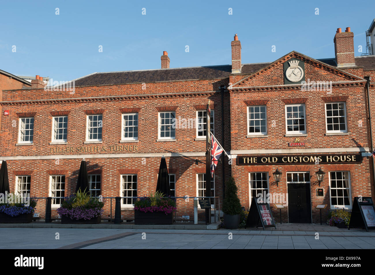 The Old Customs House at Gunwharf Quays in Portsmouth Stock Photo - Alamy