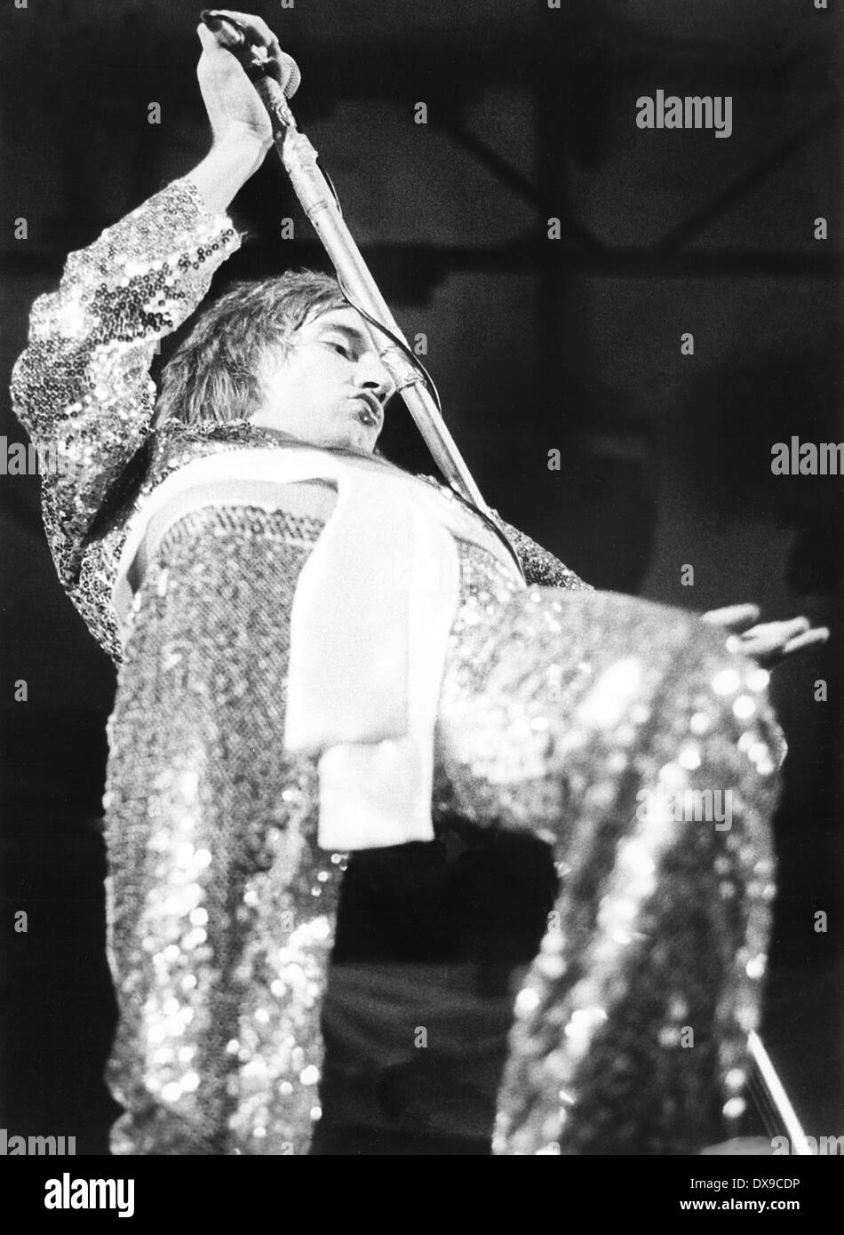 Rod Stewart performing with The Faces at the Reading festival, England ...