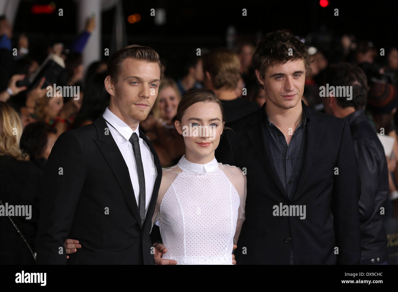 Saoirse ronan jake abel max irons twilight saga hi-res stock ...