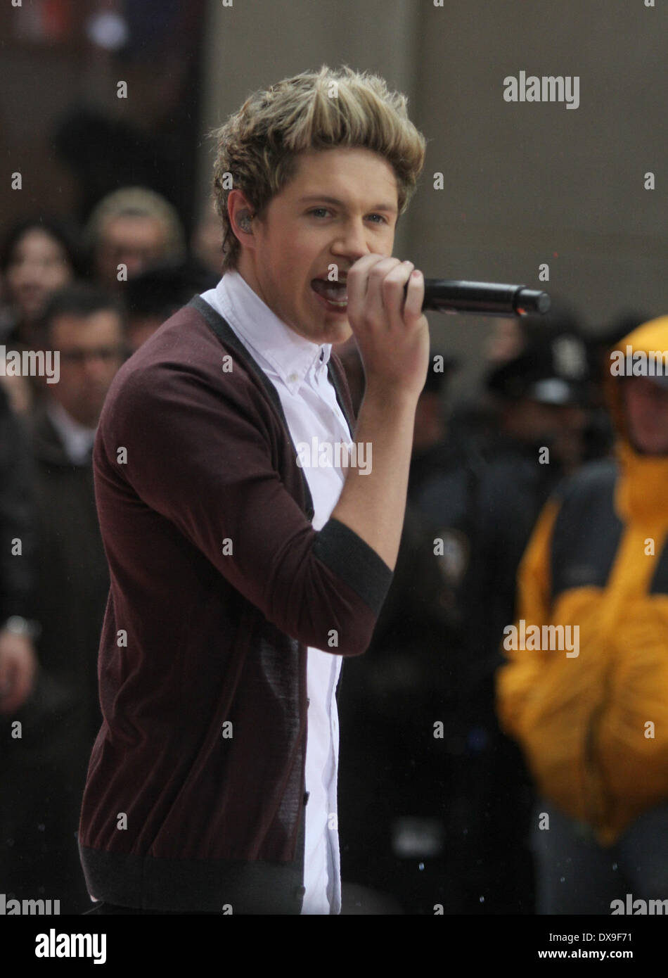 One Direction performing for the Today show at Rockefeller Plaza ...