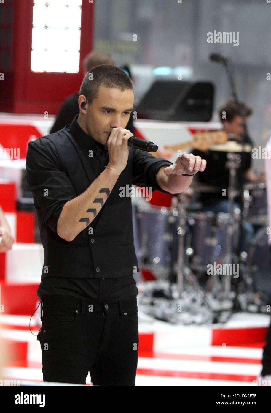 One Direction performing for the Today show at Rockefeller Plaza ...
