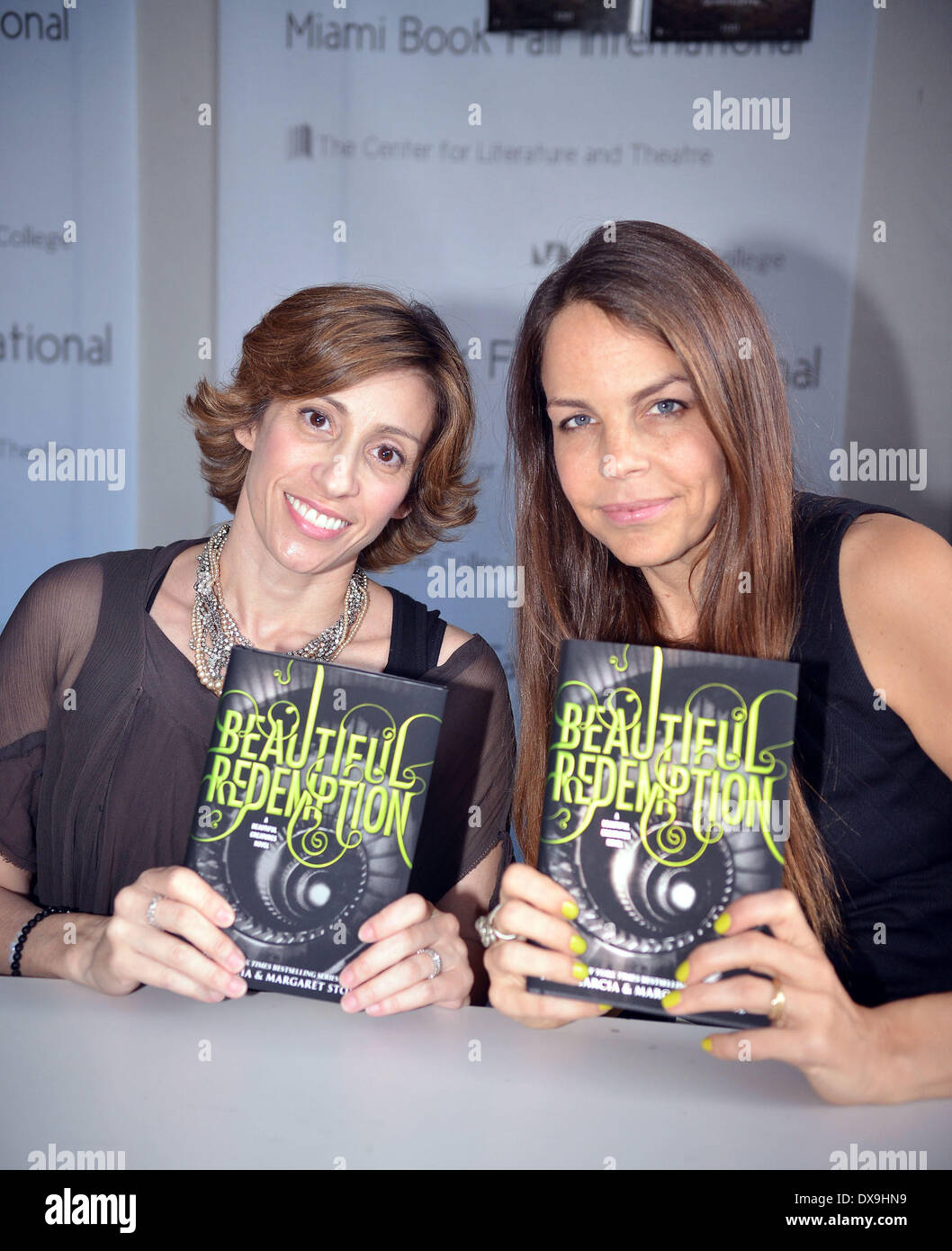 New York Times bestselling author of 'Beautiful Creatures' Kami Garcia ...