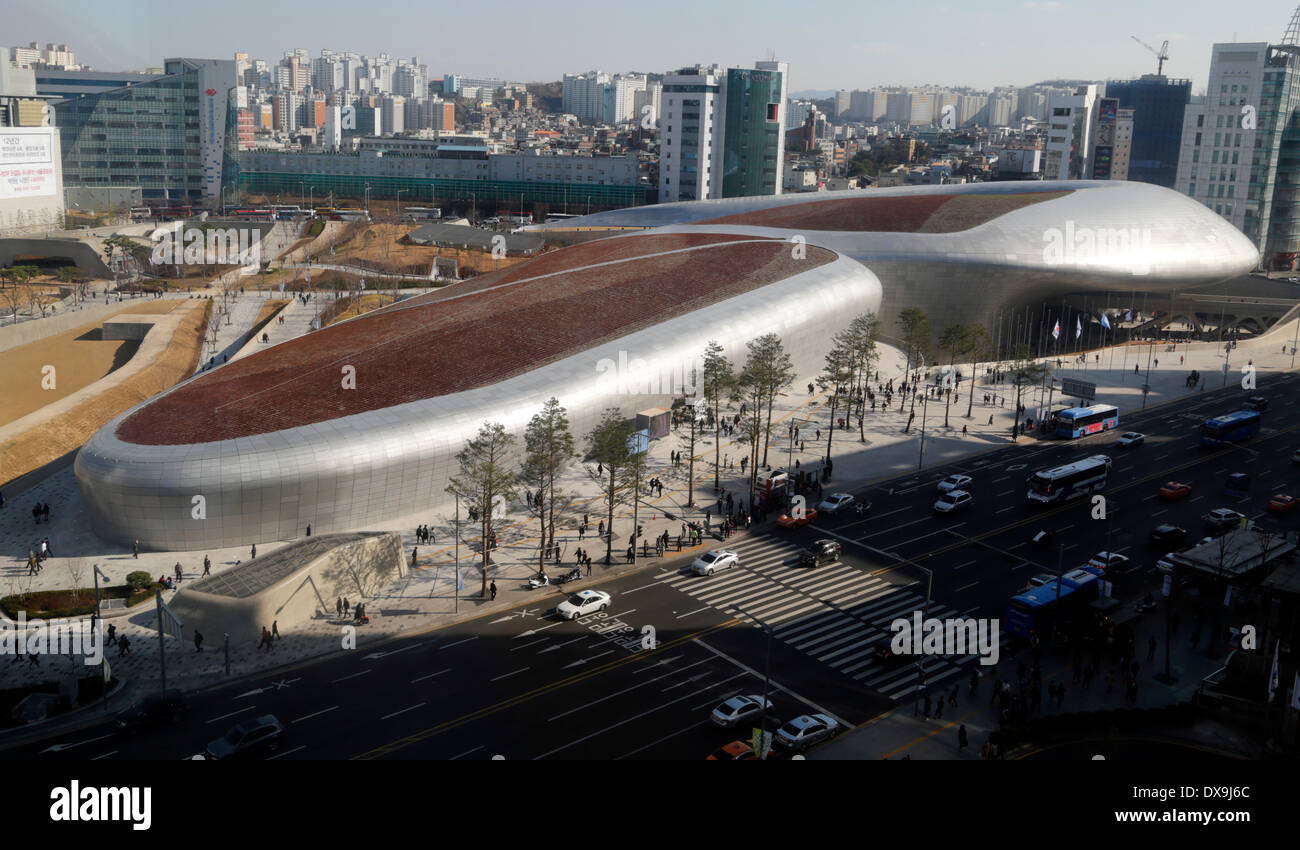 Seoul, South Korea. 21st March 2014. The Dongdaemun Design Plaza (DDP ...