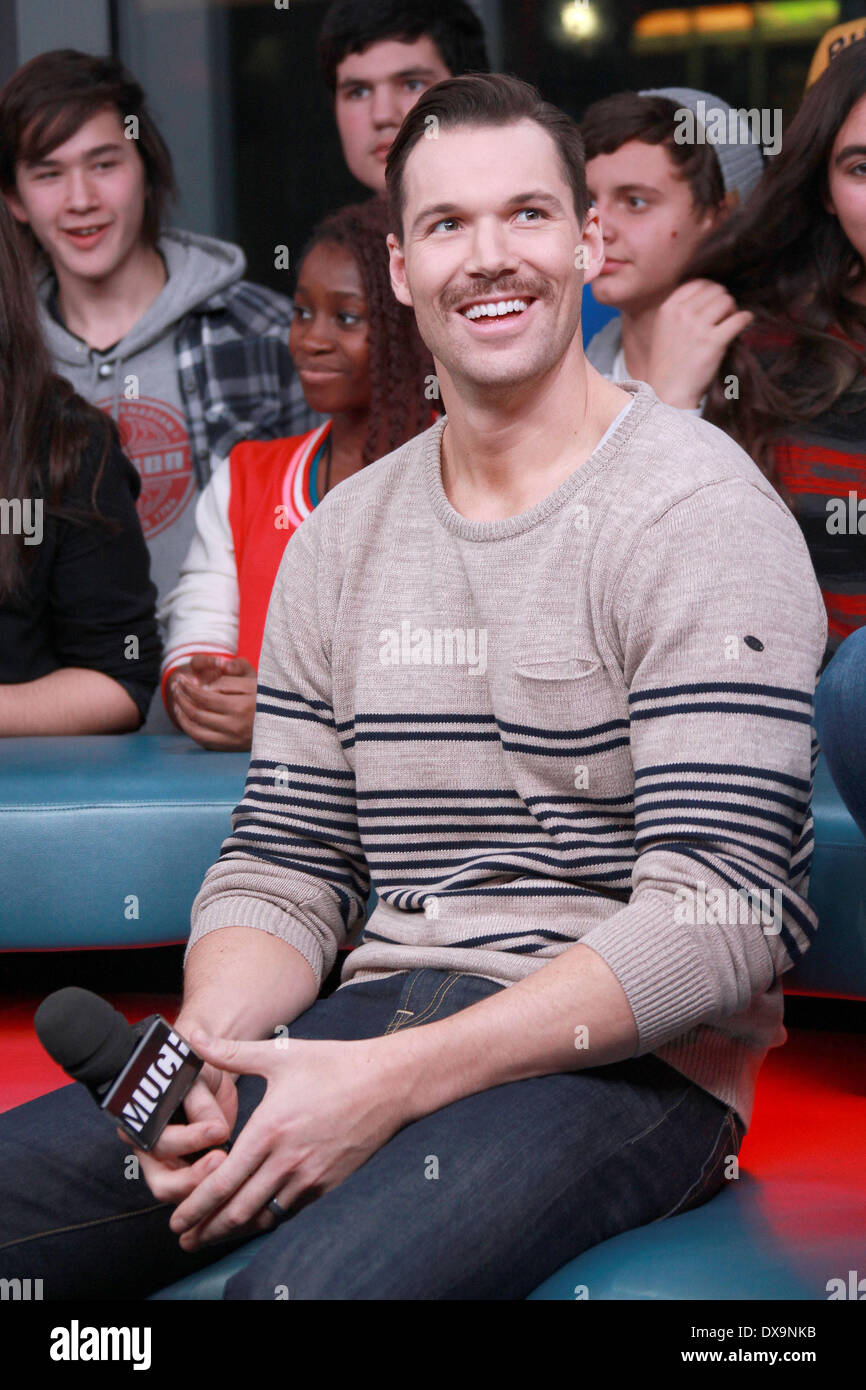 Daniel Cudmore appears on Much Music's NEW.MUSIC.LIVE promoting the ...