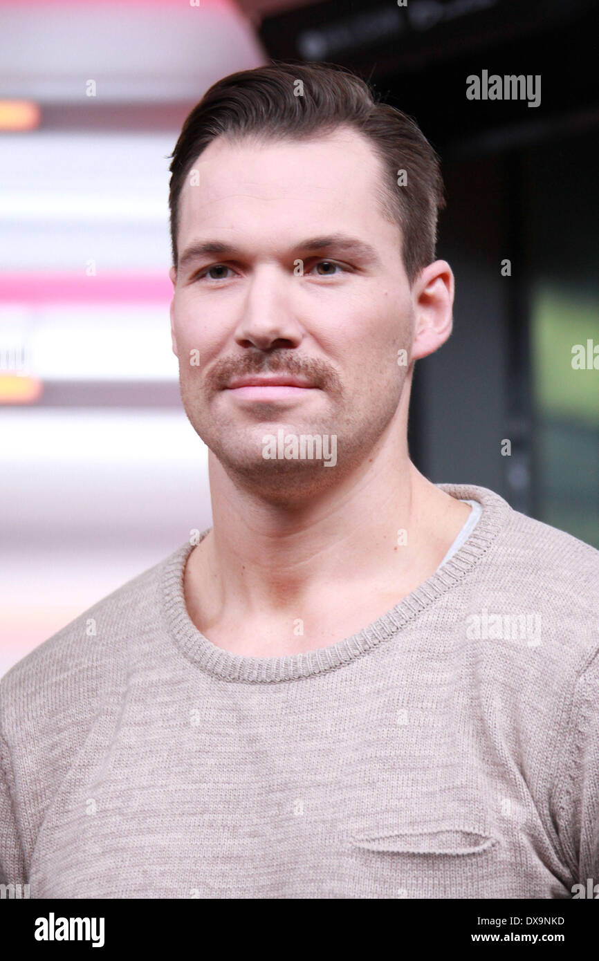 Daniel cudmore hi-res stock photography and images - Alamy