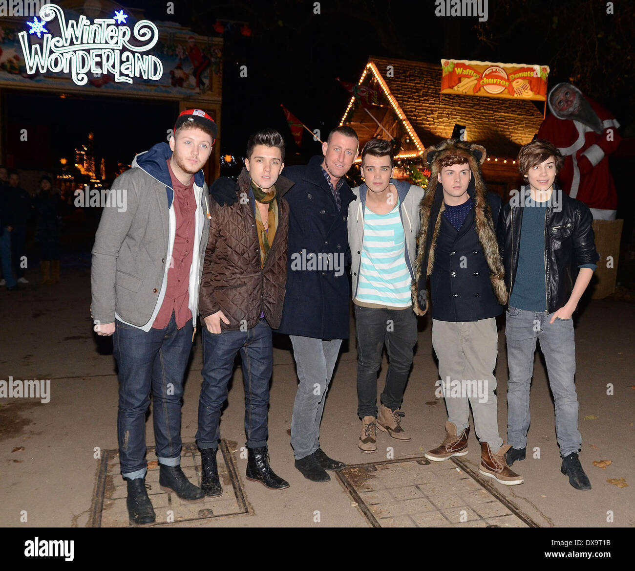 Jaymi hensley and george shelley christopher maloney hi-res stock ...