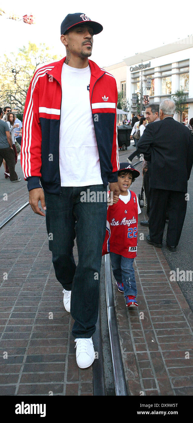 Matt Barnes of the LA Clippers with one of his twin sons, out shopping ...