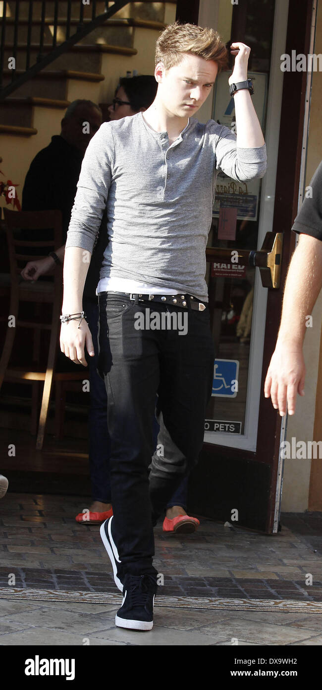 Conor Maynard on entertainment news show 'Extra' at The Grove. Los ...