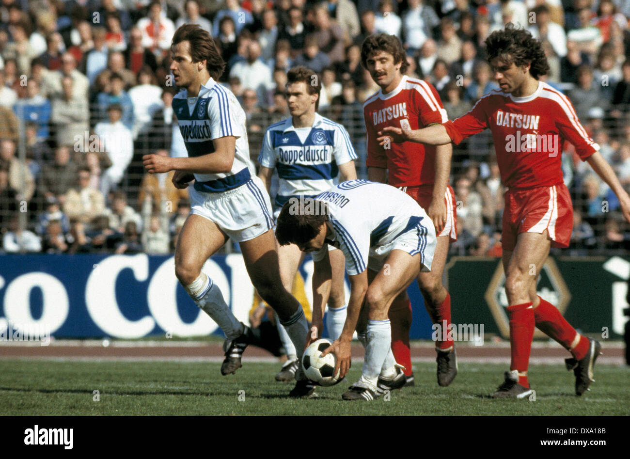 football, Bundesliga, 1981/1982, Wedau Stadium, MSV Duisburg versus ...