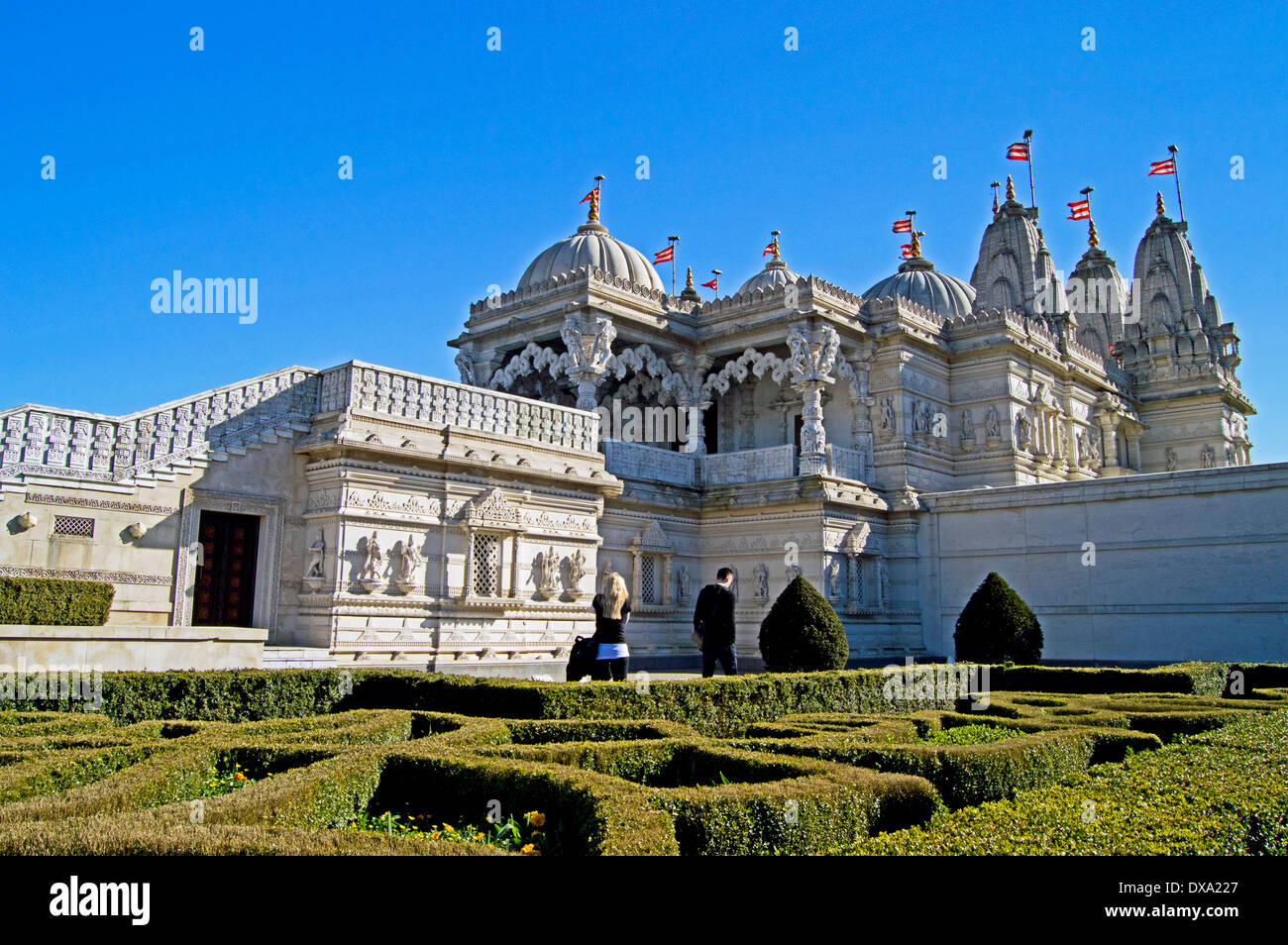 BAPS Shri Swaminarayan Mandir (the Neasden Temple), Neasden, London ...