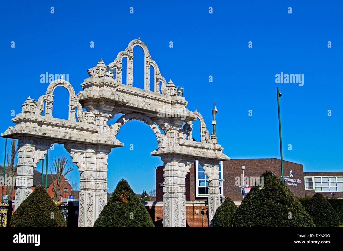 BAPS Shri Swaminarayan Mandir (the Neasden Temple), Neasden, London ...