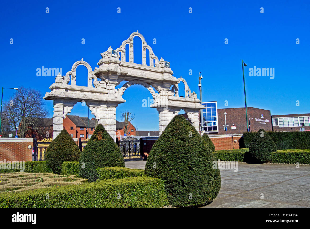BAPS Shri Swaminarayan Mandir (the Neasden Temple), Neasden, London ...