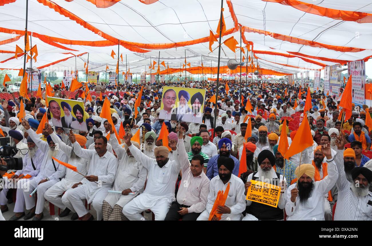 Amritsar, India. 21st Mar, 2014. Amritsar Supporters of Shiromani Akali ...