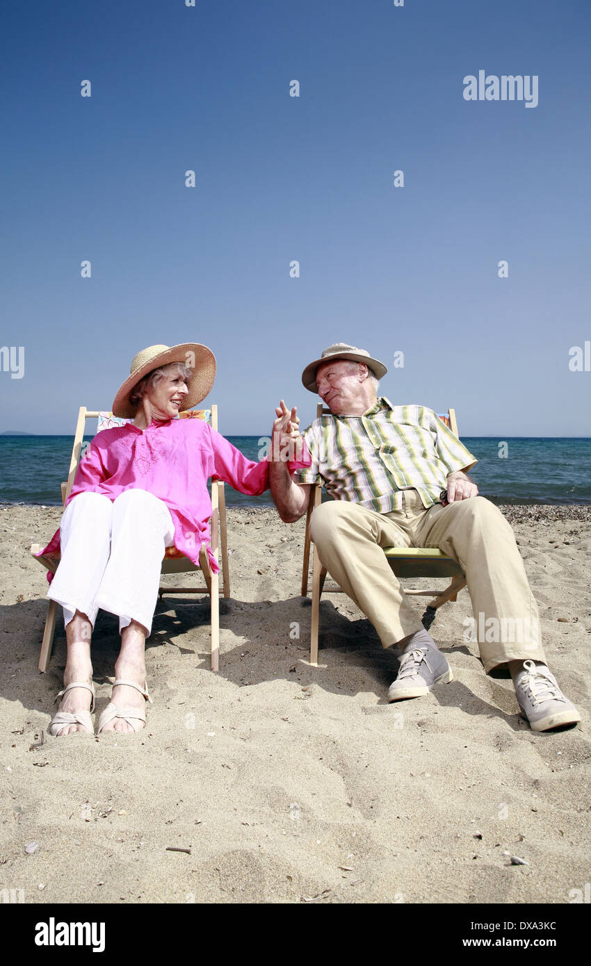 Senior couple on beach Stock Photo - Alamy
