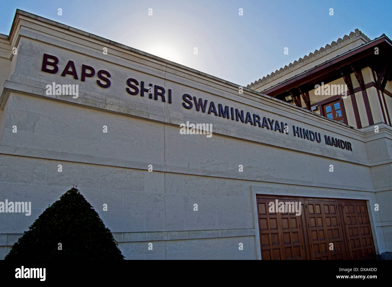 BAPS Shri Swaminarayan Mandir (the Neasden Temple), Neasden, London ...