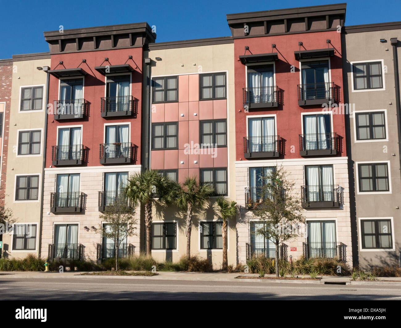 Brightly painted facades hi-res stock photography and images - Alamy