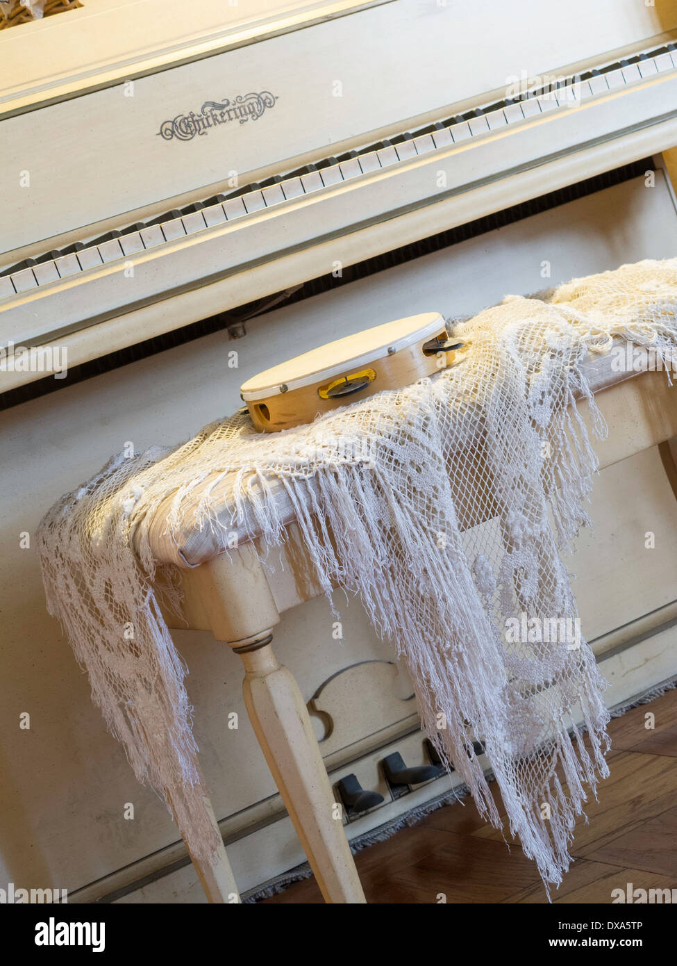 Chickering hi-res stock photography and images - Alamy