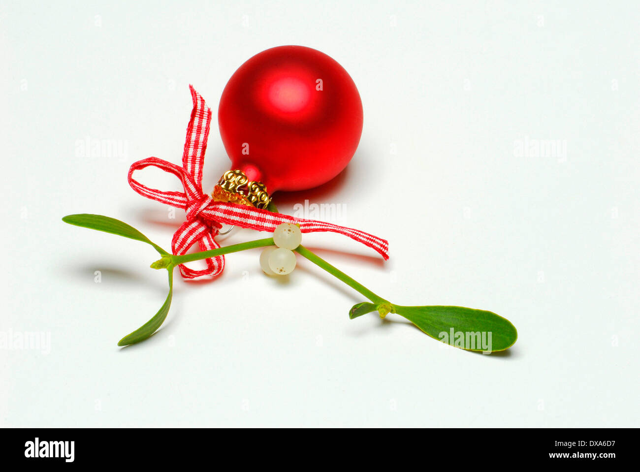 Christmas Mistletoe Stock Photos & Christmas Mistletoe Stock Images - Alamy