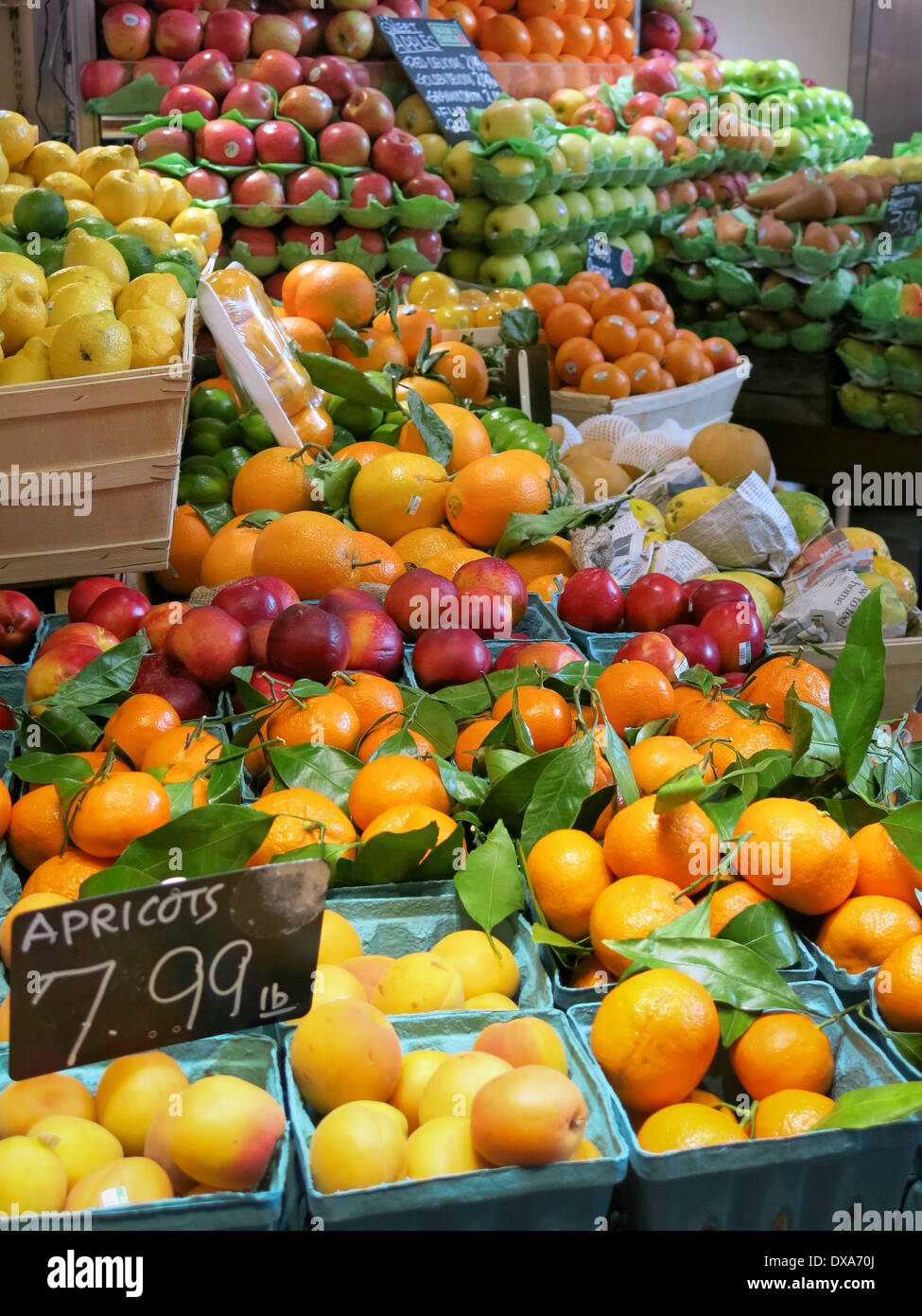 Apricot Basket Display, Fresh Produce Section, Food Market, Grand ...
