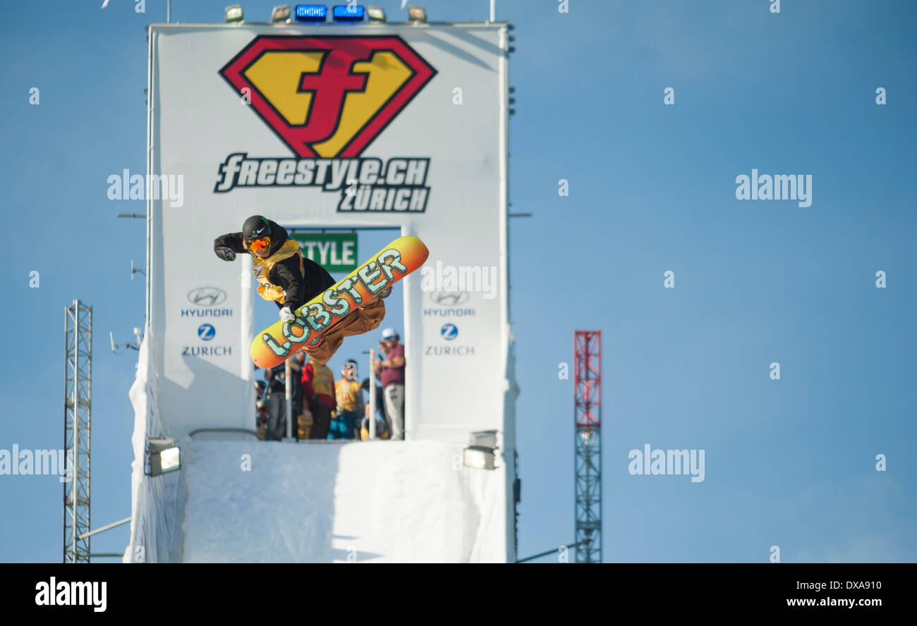 Snowboard jump freestyle hi-res stock photography and images - Alamy