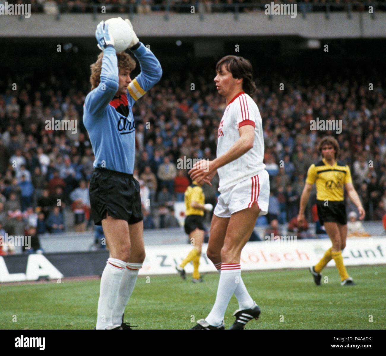 football, Bundesliga, 1983/1984, Muengersdorf Stadium, 1. FC Cologne ...