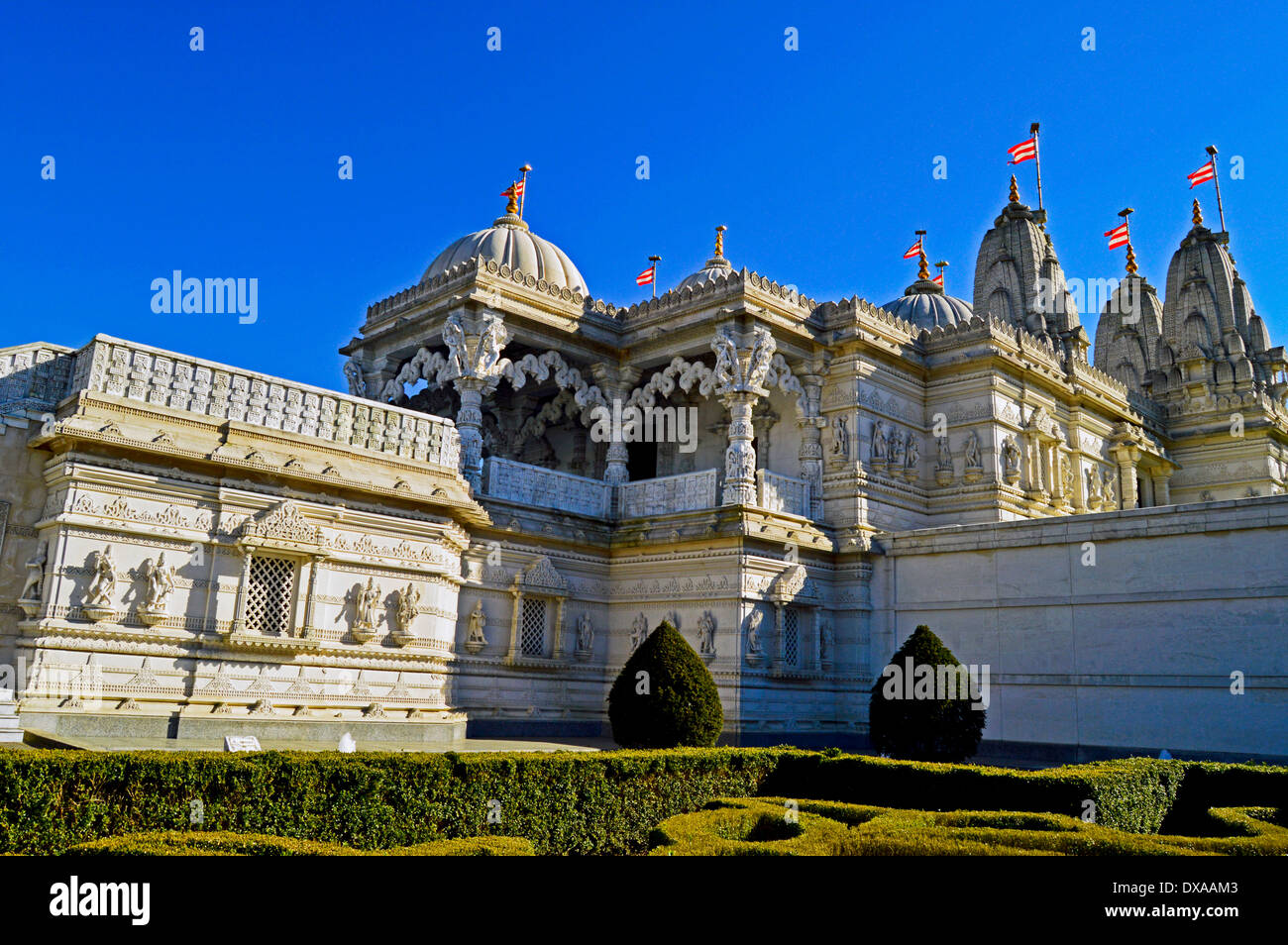 BAPS Shri Swaminarayan Mandir (the Neasden Temple), Neasden, London ...