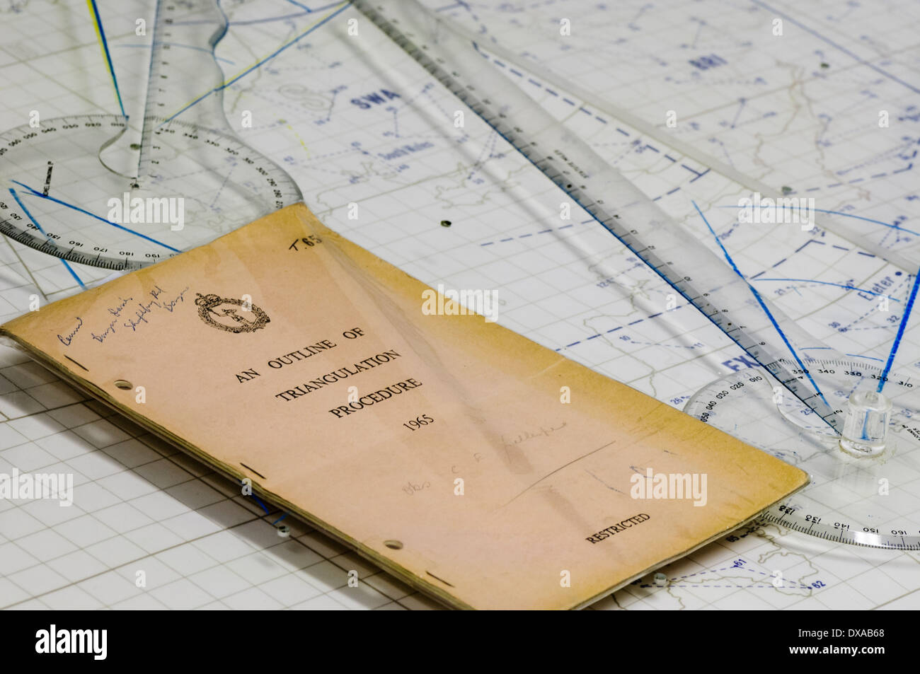 Triangulation map hi-res stock photography and images - Alamy