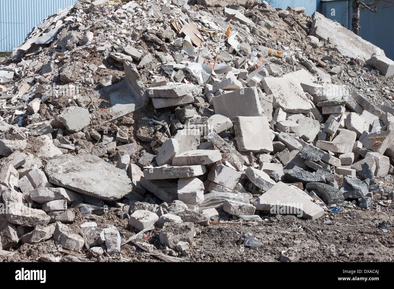 Concrete rubble debris on construction site Stock Photo - Alamy