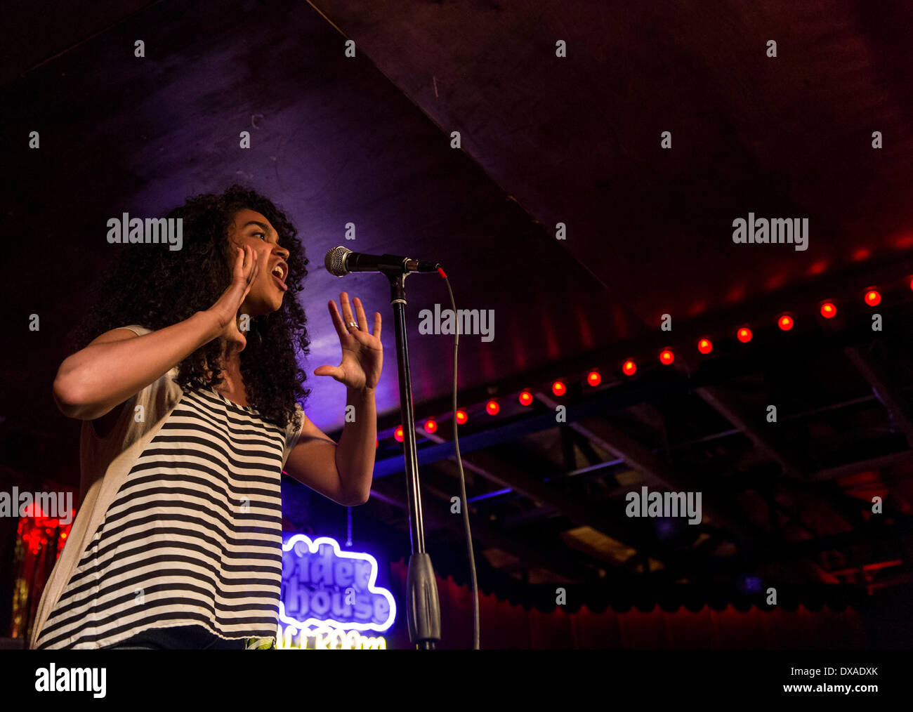 Elizabeth acevedo hi-res stock photography and images - Alamy