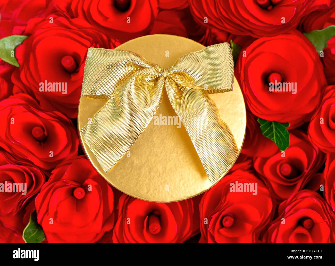 Rosa golden wedding hi-res stock photography and images - Alamy