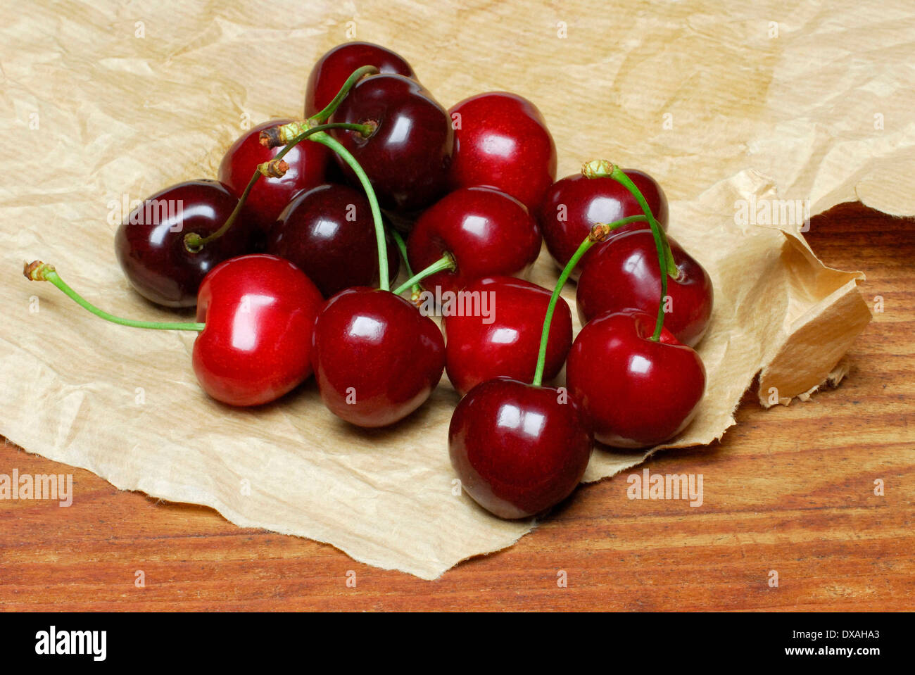 Sweet cherry hi-res stock photography and images - Alamy