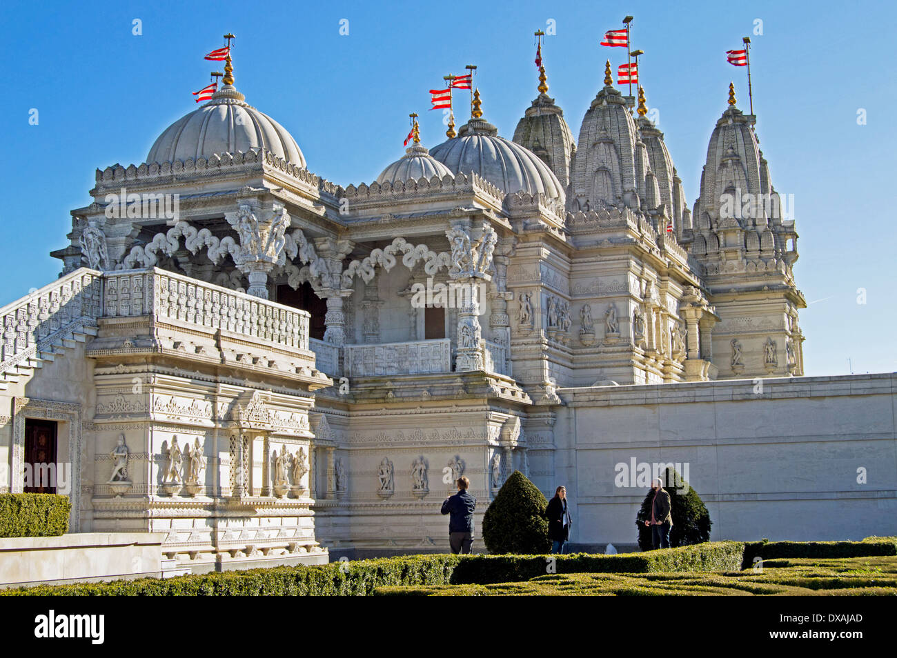 BAPS Shri Swaminarayan Mandir (the Neasden Temple), Neasden, London ...