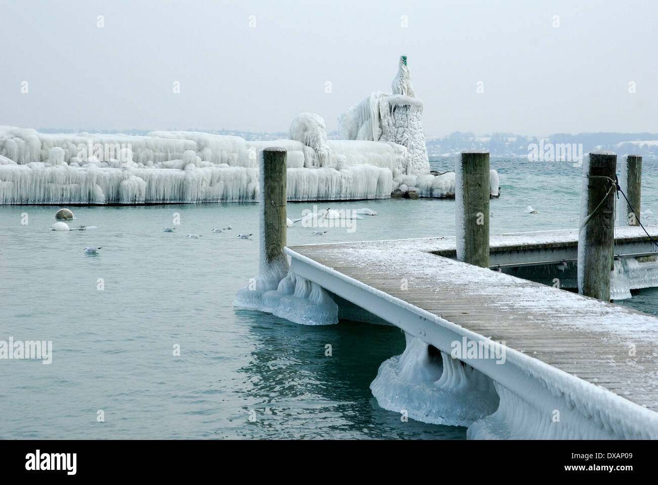 Harbour entrance covered with ice Stock Photo - Alamy