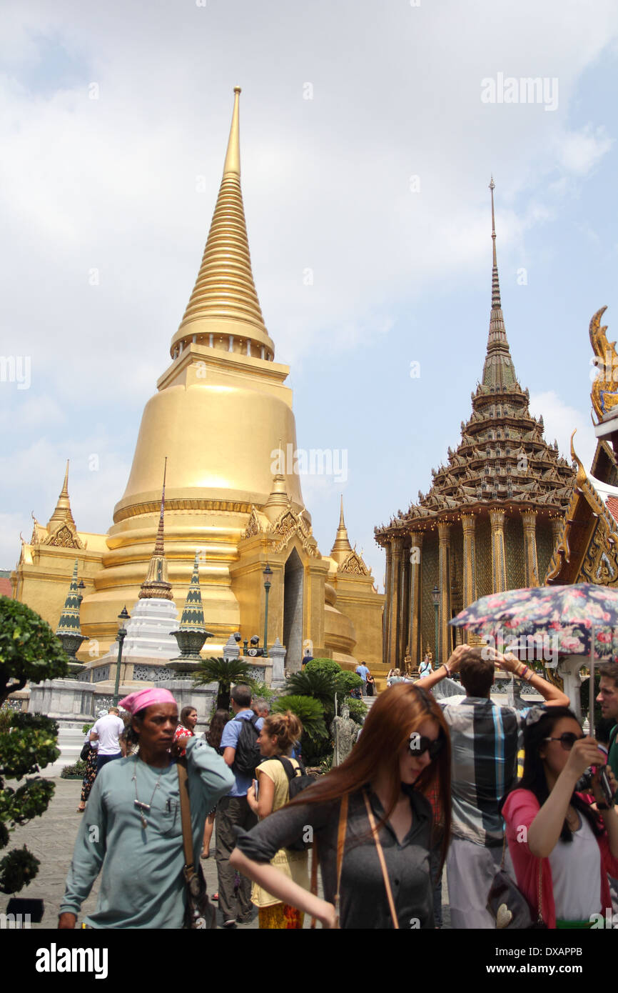 The Grand Palace, Wat Phra Kaew, Temple of the Emerald Buddha in Bangkok Stock Photo - Alamy
