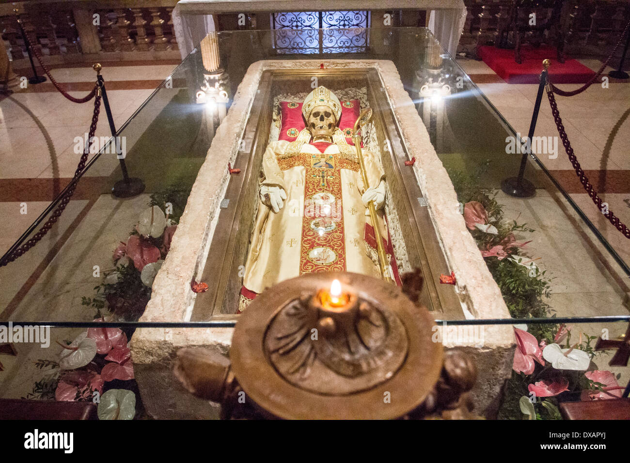 St Geminiano's skeleton, Duomo di Modena, Emilia Romagna, Italy Stock ...