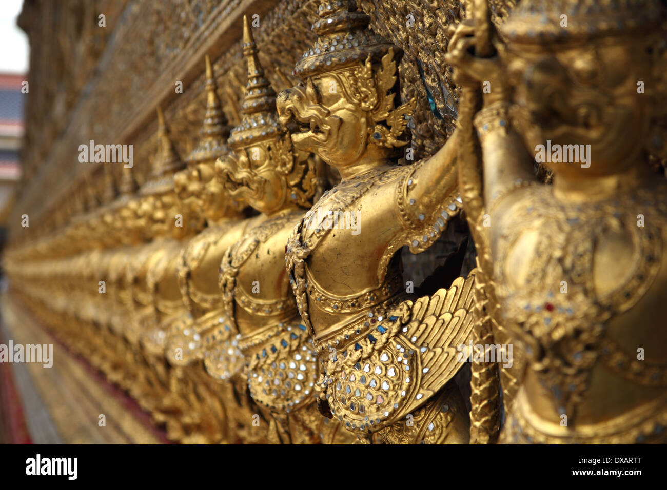 Garuda statue in The Grand Palace ( Wat Phra Kaew ) temple in Bangkok ...
