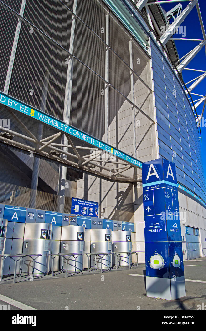 Entrance concourse level 1 hi-res stock photography and images - Alamy